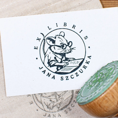 Ex Libris z Motywem Czytającego Szczura – Personalizowany Stempel do ...